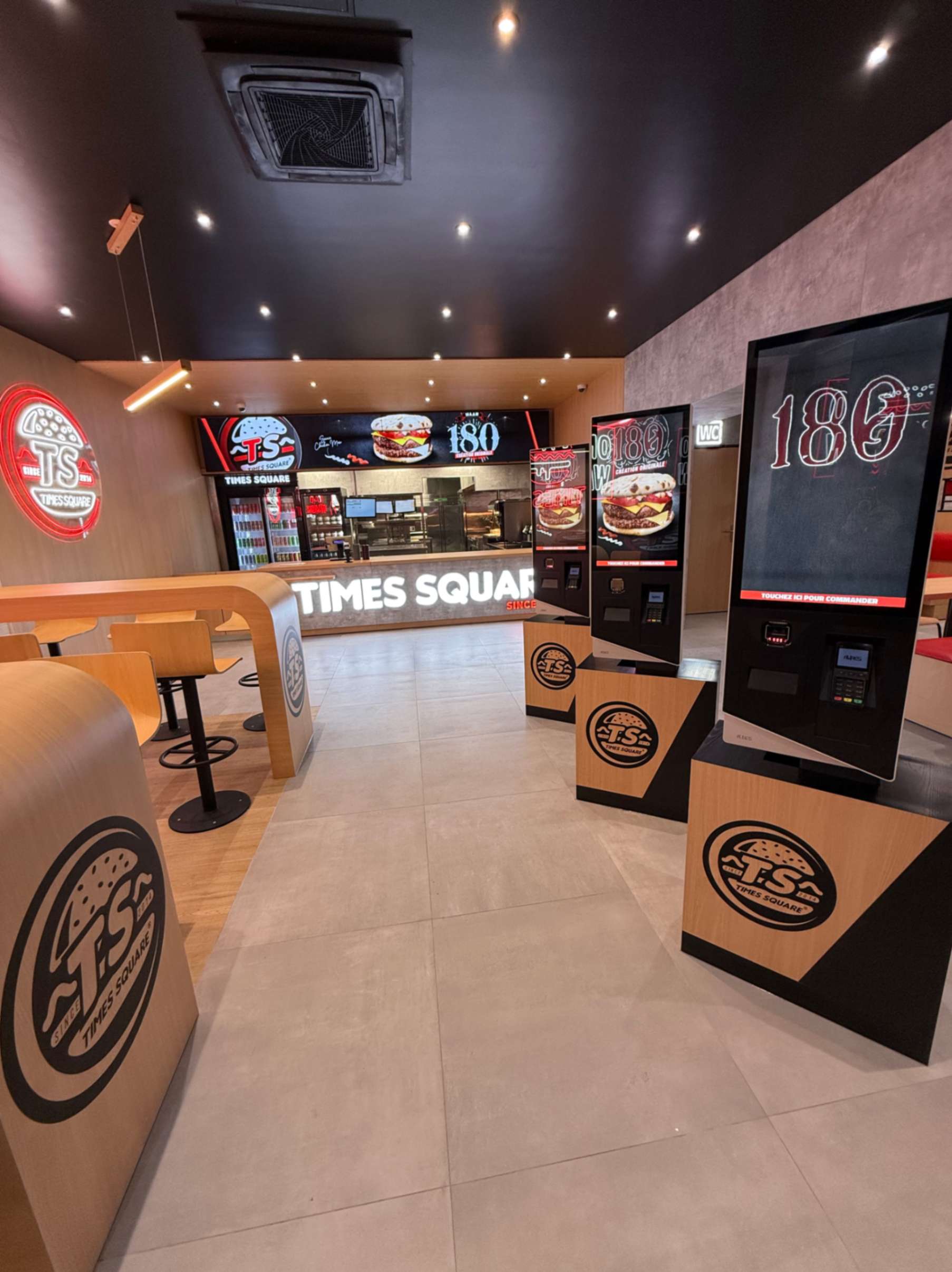 Restaurant Times Square | Fusion unique de saveurs internationales